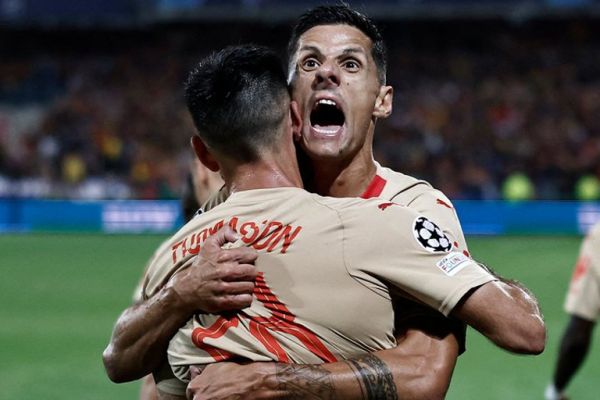 Galatasaray stun Man United as RC Lens end Arsenal’s unbeaten run ...